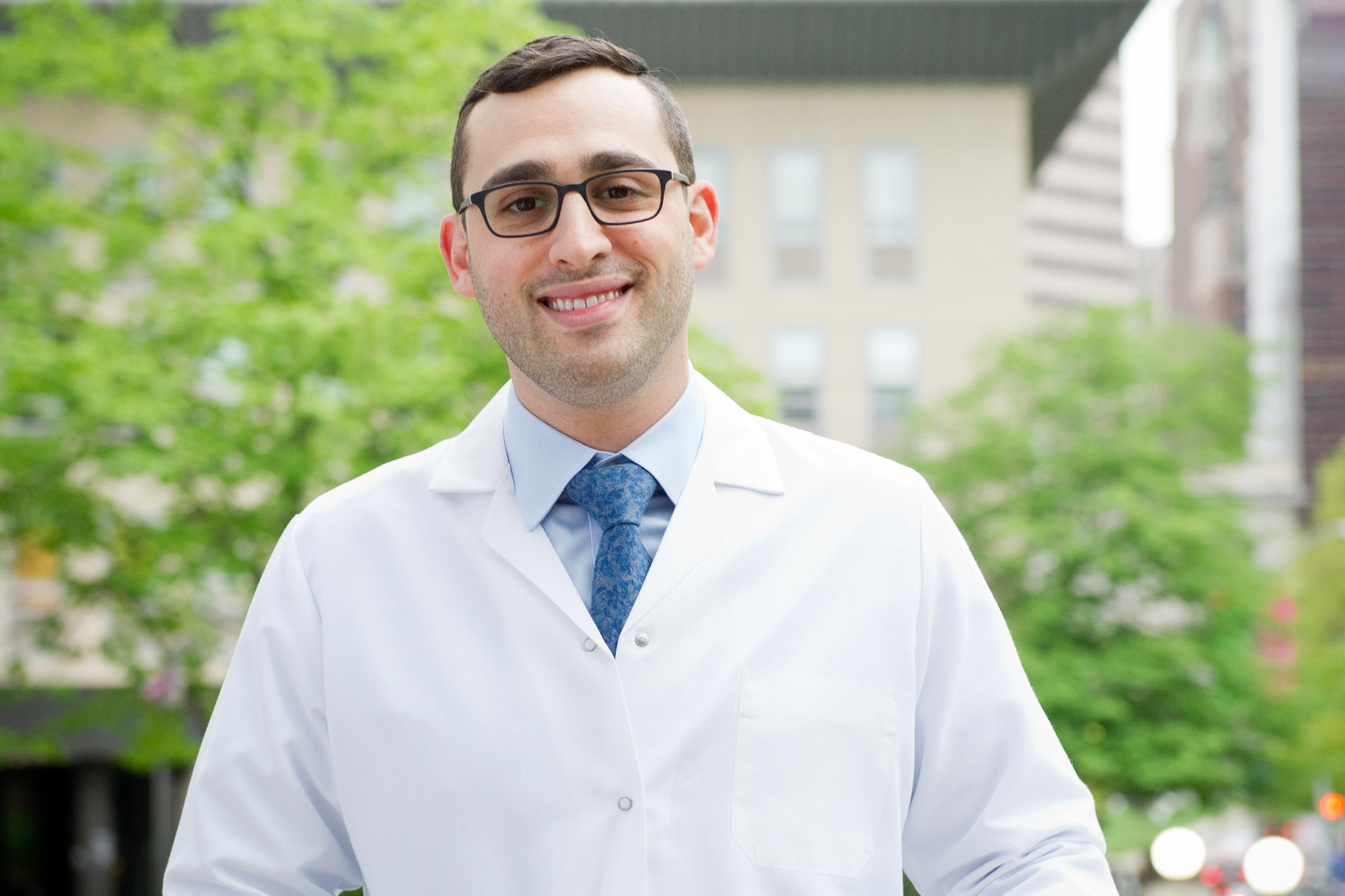 Dr. Harrison Linder - Pain Doctor - Pain Management - Baltimore, MD